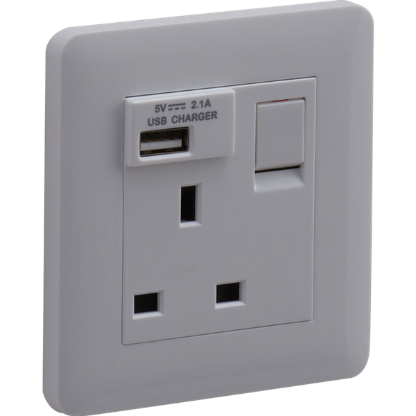 Atom Switched Socket 13A with USB - ABYAT